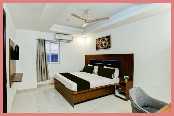 Hotel Suryodaya The Bluemoon Resort Lake View Bhimtal # Luxury Cottage With Open Space - Wifi - Room Service - Parking Available Best Hotel - Bhimtal