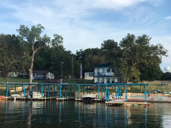 Valentine Lakeside - United States