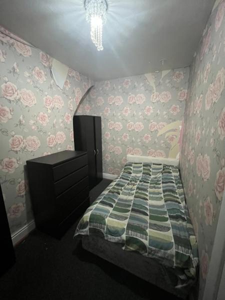 Homey Room - Liverpool, UK