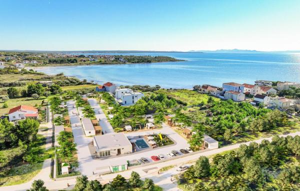 Beautiful Home In Privlaka - Zaton