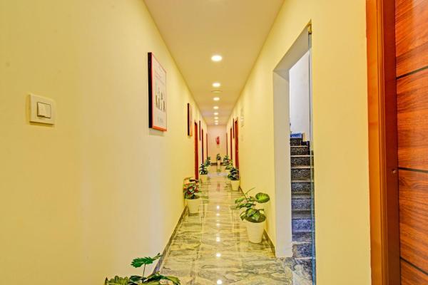 Super Townhouse Casa Grand Ecil - Hyderabad