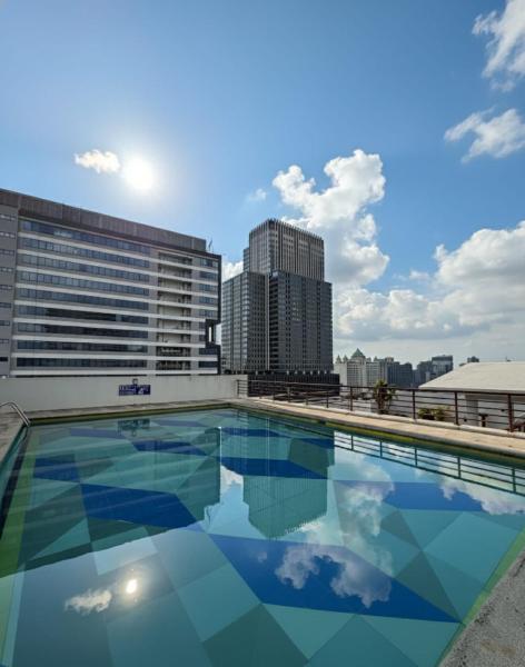 Penthouse A Near It Park - Cebu