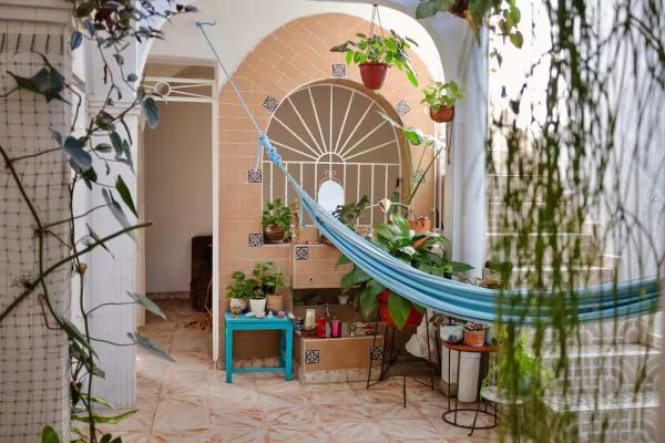 Habitación En San Antonio - Cali