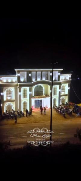 Moonlight Banquet & Hotel - Allahabad