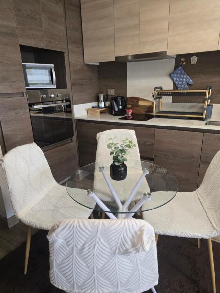 Bello Departamento Muy Acogedor A Pasos De Barrio Italia - Santiago (Chile)