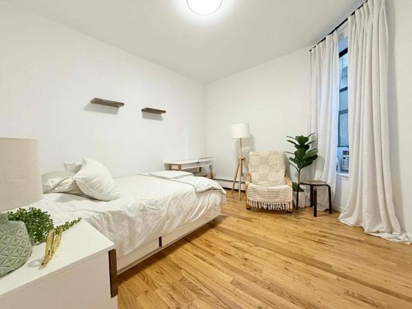 Spacious Queen Room In A 3 Rooms Prime Harlem Location Near Central Park - Manhattan, NY