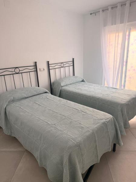 Habitacion Doble Con Aire Y Terraza - Benidorm