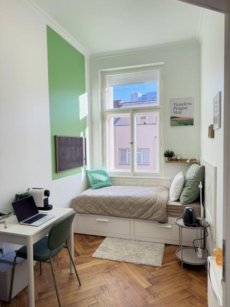 Old Town Green Room With Private Bathroom - Praga