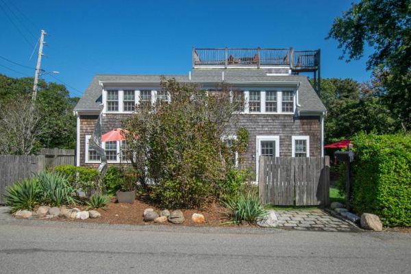 East End Condo W Beach Access - Provincetown, MA