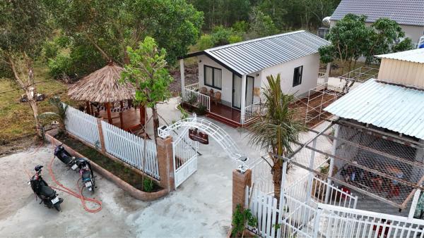 Ahk Garden House, A Modern House, Near The Beach - Phú Quốc