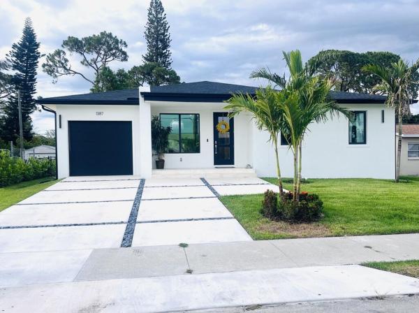 Tropical Oasis - Naples, FL