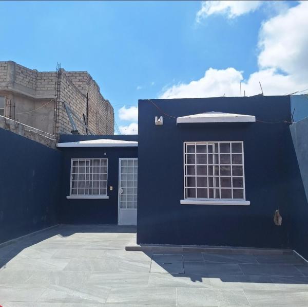 La Casita Azul, Casa Con Cochera En Tepic - Tepic