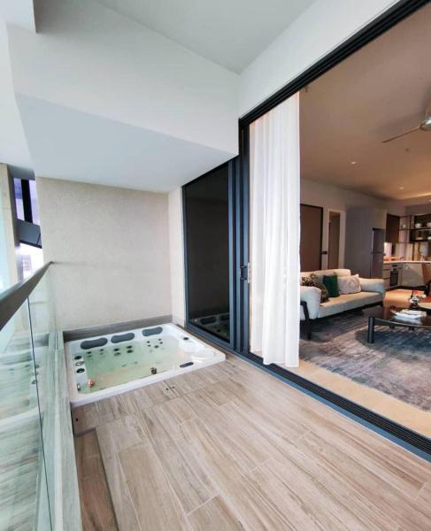 Genting Antara Residence, Covered Link Bridge Access To Genting Highlands - Malaysia