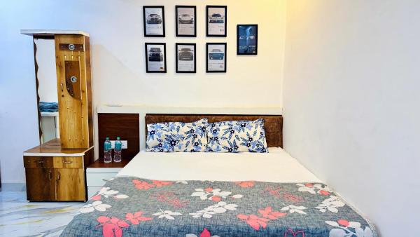 Hotel Pujari Palace - Omkareshwar