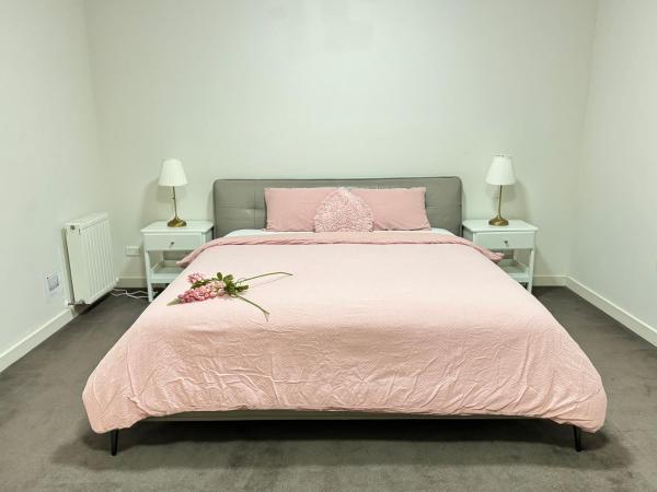 Melbourne Canterbury Residence By Fiona - Box Hill