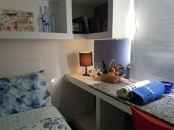 Quarto Privativo Em Casa De Vila - Rio de Janeiro
