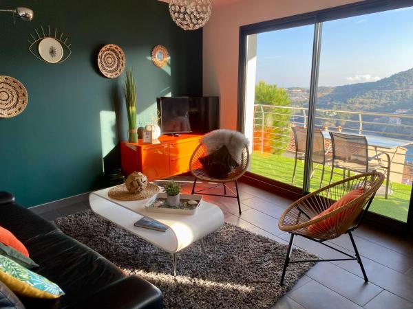 Résidence Costa Vermella, Vue Mer Et Montagne Au Calme - Plage De Cerbère