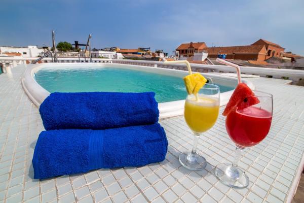 Hotel 3 Banderas - Cartagena