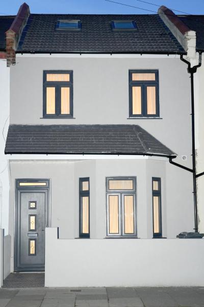 Luxury Rooms Near Heathrow - Hampton