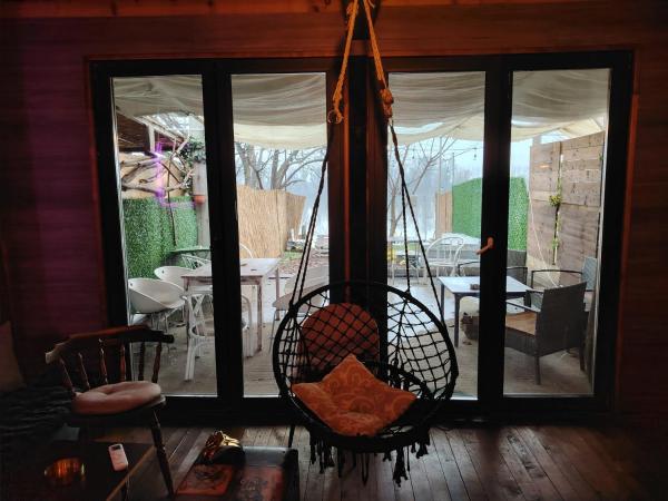 Zmajevo Gnezdo Ii Water House - Belgrado