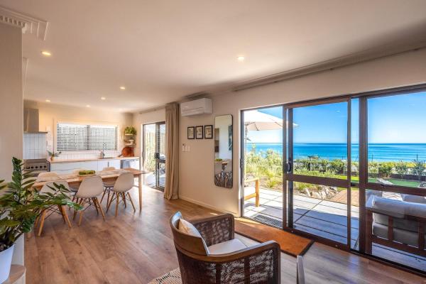 Waiheke Beachfront Apartment - Coast And Country - 懷希基島