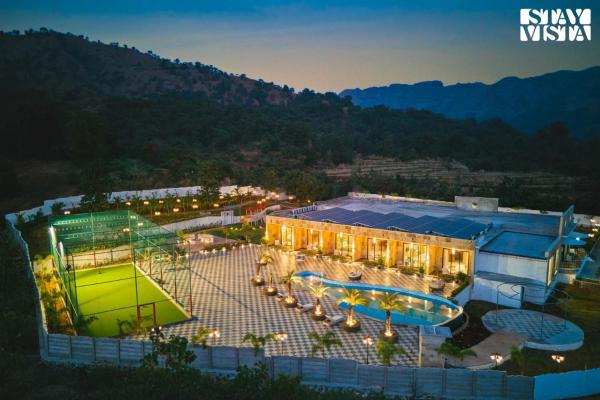 Stayvista At Saya Infinity With Pool, Lawn - Matheran