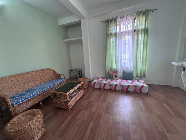 Happy Home 2 Min Walk Away Frm City Cntr & Apolo - Guwahati