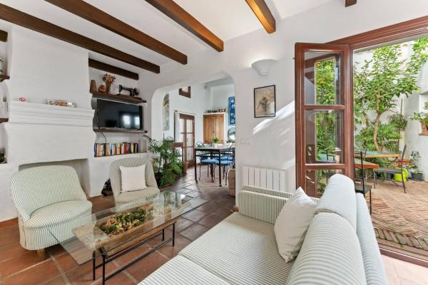 Casa De La Iglesia Traditional Mijas Pueblo House - Fuengirola