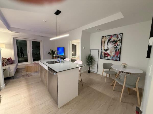 Spotless Modern & Bright 1 Br In North End Halifax - Halifax Regional Municipality
