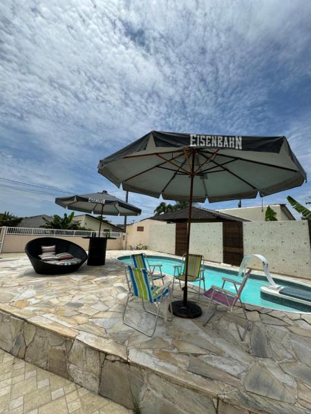 Casa Para Temporada Na Praia Á 700m Do Mar - Paranaguá