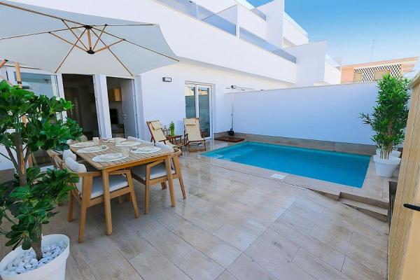 Molino-beach-house-modern-home-with-private-pool-on-walking-distance-to-the-beach - San Pedro del Pinatar