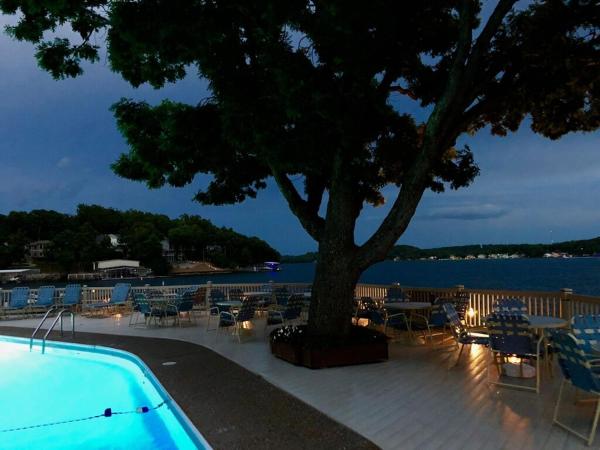Baypoint Condo, Pool, Dock, Relaxing Location - United States