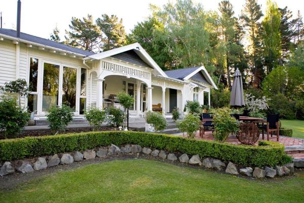 Karetu Downs Farm Stay - West Coast