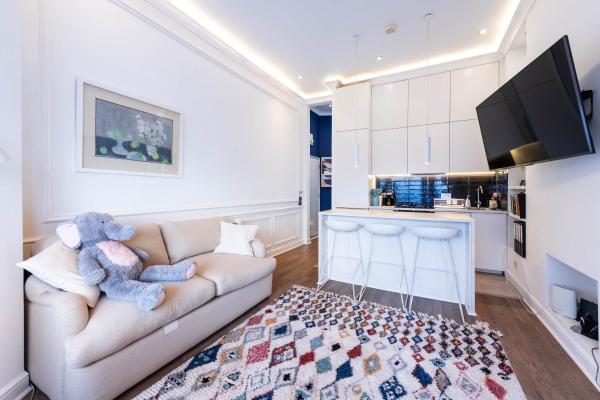 Beautiful Flat With A Garden House - London Paddington Station