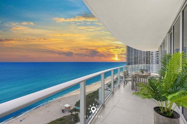 Oceanline 3br Corner Balcony & Calm Seas - Hollywood, FL