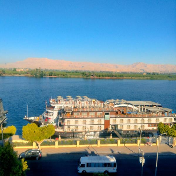 Queen Of The Nile - Luxor