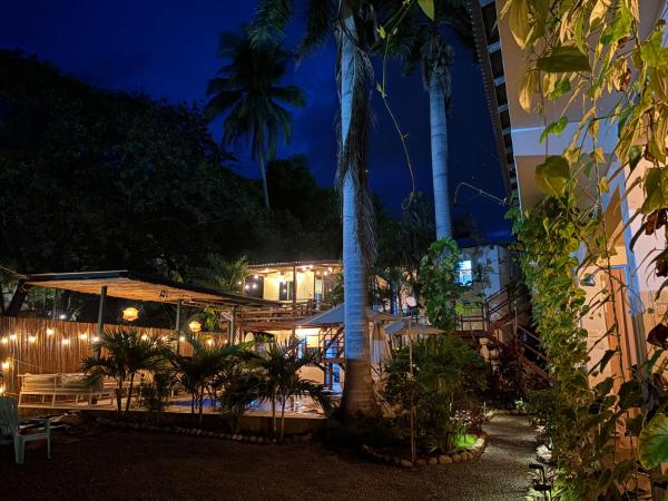 Dos Palmas - El Salvador