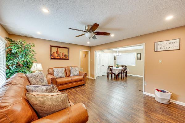 4 Mi To Little Rock River Market! Family Getaway - North Little Rock, AR