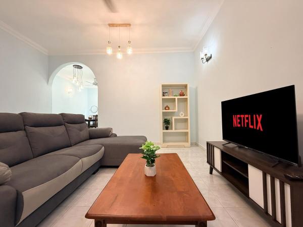 Family Landed 4br 10 Pax Free Parking And Netflix - Taiping