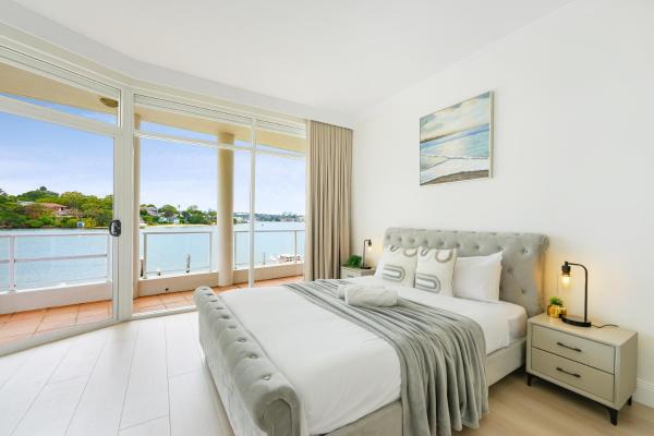 Modern Riverside 4br Apartment In Abbotsford - Gordon