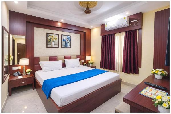 The Gouri Residency Near Sea Beach And Jagannath Temple - Paid Parking & Free Wi-fi - Fully Air Conditioning Rooms With Balcony - Best Premium Hotel In Puri - Puri