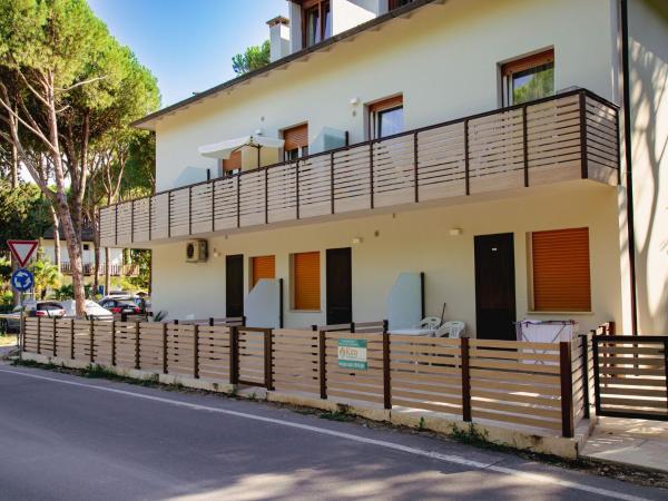 Comfy Accommodation With Balcony - Eraclea Mare