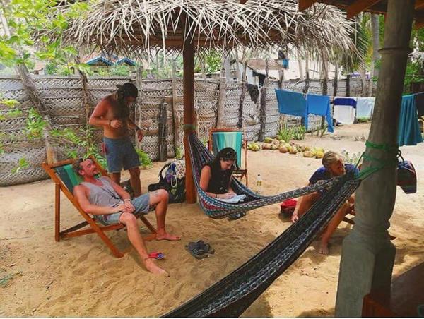 Bay Lagoon Hostel - Sri Lanka