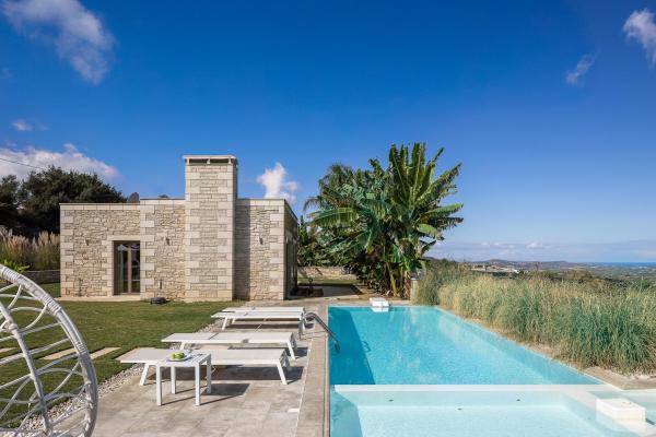 Thalmargia Villas, With Pool, Hot Tub & Ultimate Peace, By Thinkvilla - Creta