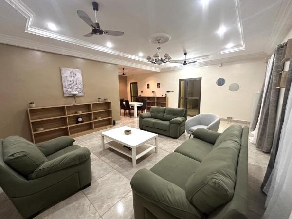 Villa Seven7, Spacieuse, Parking & éLectricité H24 - Bamako