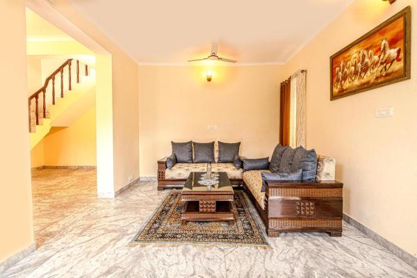 Exotic Stays I Three Bedroom Villa With Outdoor Sittig Area Lawn & Bbq L Night Bonfire L Kasauli - Solan