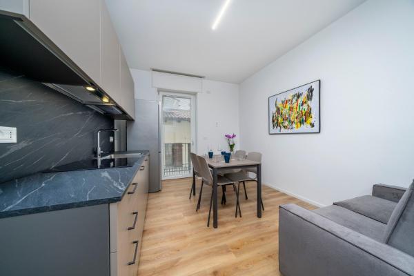 Guesthost - La Corte Del Pozzo Apartments - Udine