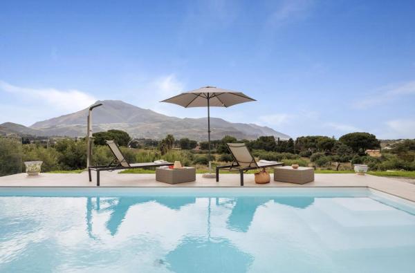 Historic Villa Overlooking Scopello Sea Stacks - Scopello, Italy