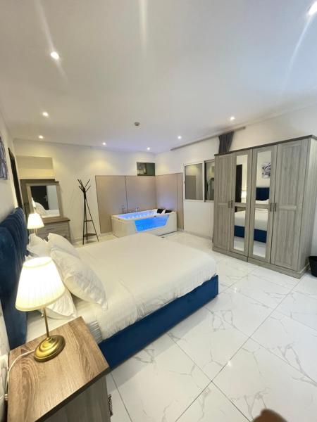 شقة بنظام فيلا مستقلة بالكورنيشApartment With Villa System - Jeddah