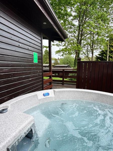 Birch Lodge 13 With Hot Tub - Scotland